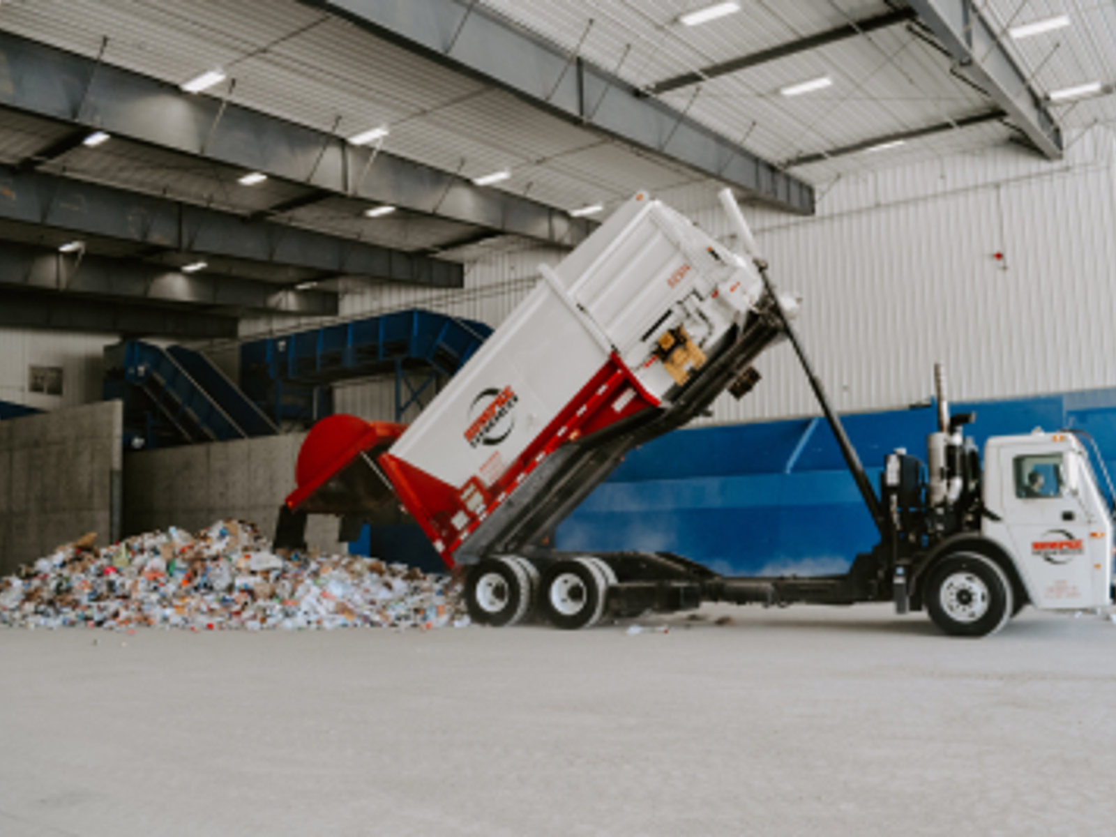 Recycling Center Tours | Rumpke